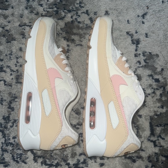 Nike | Shoes | New Nike Air Max Se Sun Club | Poshmark